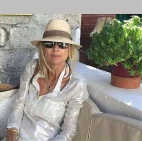 Kristen Tomassi What Happened To Richard Bransons Ex Wife Dicy Trends
