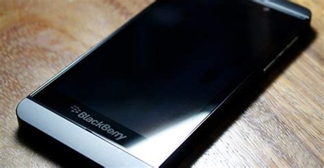 Blackberry 10 L Series Images Leaked Sdk Toolkit Gold Now Available