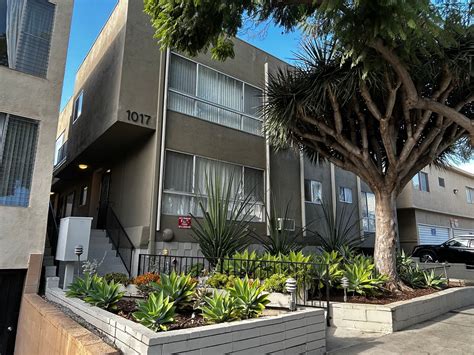 1017 N Curson Ave Apt 3 Los Angeles Ca 90046 Zillow