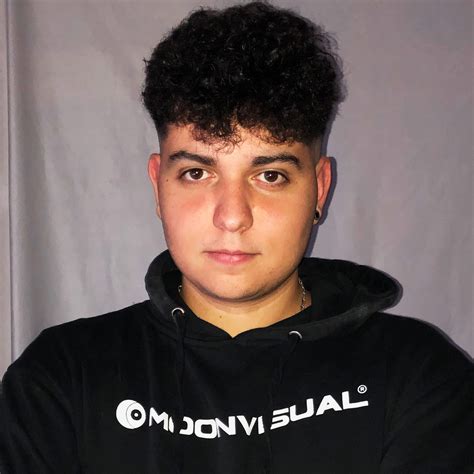 Daniel Castillo Scschool Sports Communication School