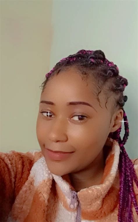 Savage Laura Cam Model Free Live Sex Show And Chat Stripchat