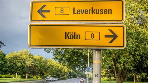 Leverkusen Rad Und Gehweg An B8 Wird Weiter Saniert Kölner Stadt Anzeiger