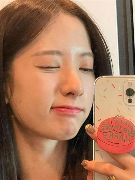 Lovelyz Jiae Fall In Luv Indie Girl Korean Birthday Space Girl