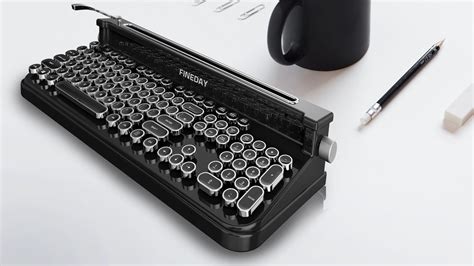 Fineday Retro Bluetooth Typewriter Keyboard Pairs With Up To Three