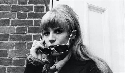 Fashion Tribute Marianne Faithfull Muza Anilor 60 S A Stins Din