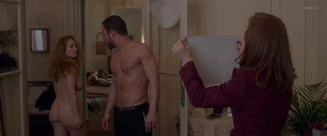 Голая Кэролайн Бретон в Elle