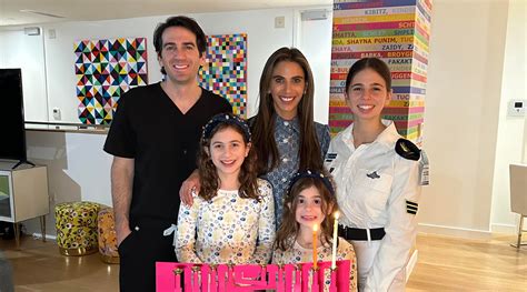 No Longer A Real Housewife Orthodox Influencer Lizzy Savetsky Turns