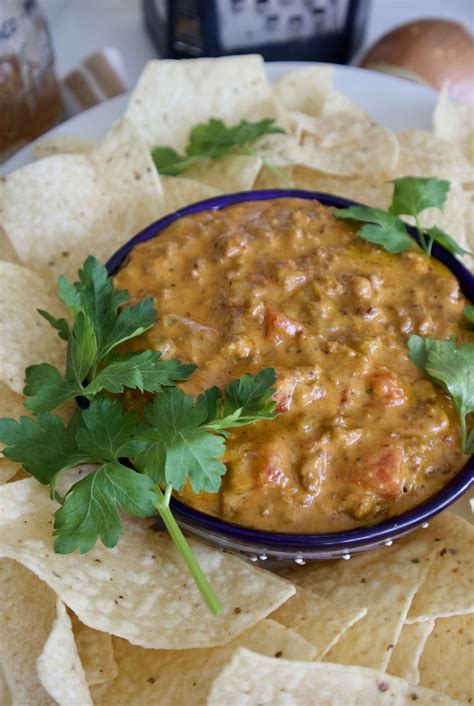 Easy Beef Queso Dip Honest Darling