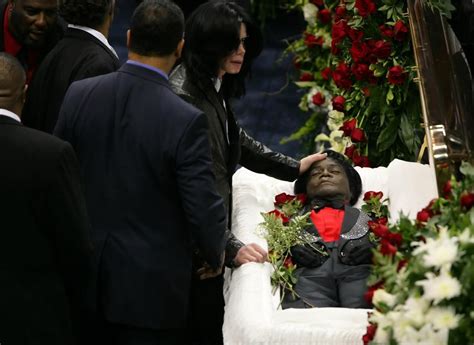 Michael Jackson Funeral Body