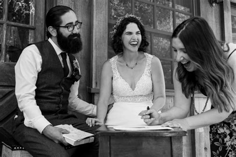 4 Tips For Shooting Your First Wedding So That Its Not Your Last