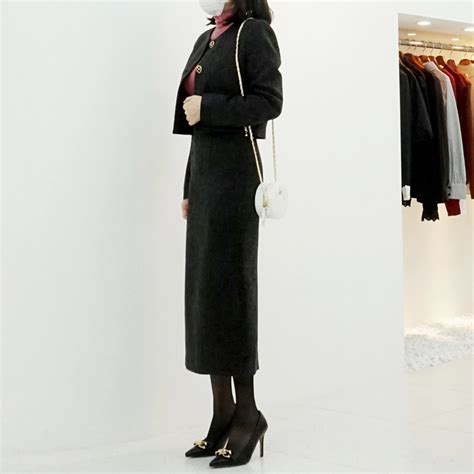 트위드 크롭 정장 자켓 포켓 배색 엔틱버튼 라운드넥 여성 재킷 오피스 하객룩 블랙 베이지 스타일라떼