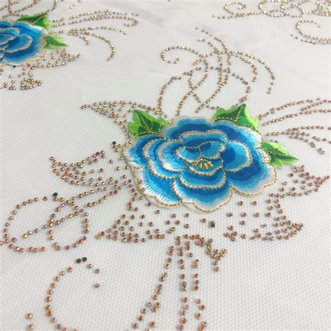 Шигтгээ ба хатгамал хосолсон цэнхэр цэцэг чимэглэл хэмжээ 135 X 205