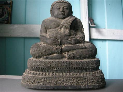 ประมูล สังกัจจายน์จีวรดอก 5นิ้วก้นดินไทย พระล้านนา คอม เว็บ พระเครื่อง พระบูชา อันดับหนึ่ง ของ