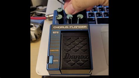 Test Ibanez Dcf10 Chorusflanger Youtube