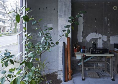 Ninkipen Leaves Walls Unfinished In Kyoto Gallery