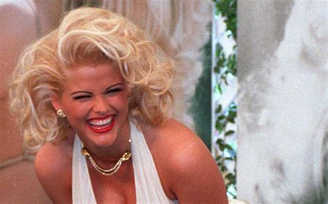 What Did Anna Nicole Smith Die From Socialites Cause Of Death