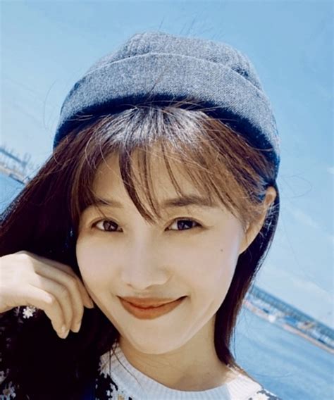 Rong Huangs Instagram Twitter And Facebook On Idcrawl