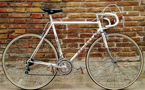 Pin En Bicycle