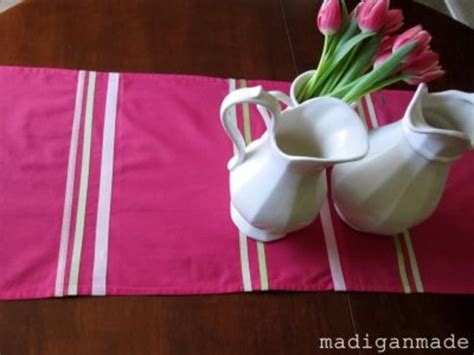 10 Amazing Diy Table Runner Ideas