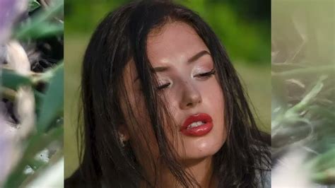 Adela Guerras Instagram Twitter And Facebook On Idcrawl