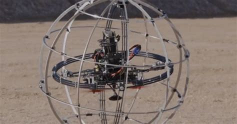 철창 안에 갇힌 무인기신개념 수색 로봇 개발