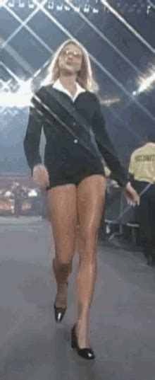 Wwe Diva Stacy Keibler S Tenor