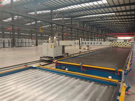 Cantilevered Two Component Polyurethane Coating Machine For Sips