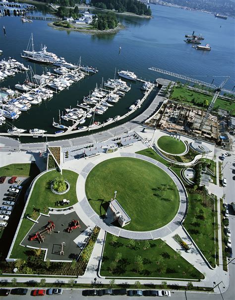 Coal Harbour Community Centre Henriquez Partners Architects