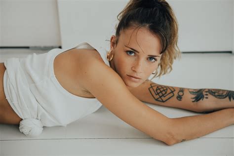 Alyssa The Source Models Top Miami Modeling Agency And Management Company