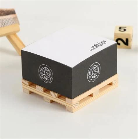 Customized Square Wooden Pallet Office Mini Paper Memo Cubes Promotional Sticky Notes Sticky