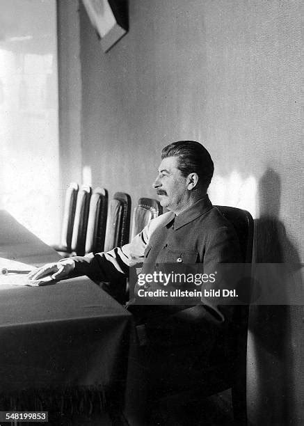 Portrait Of Joseph Stalin Photos And Premium High Res Pictures Getty
