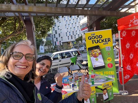 Thanks To These Lovely Ladies For Representing Thumbs Up Today Graham Buzz Bidstrup