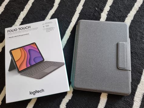 Logitech Folio Touch Ipad Air Th Th Gen Mobile Phones Gadgets Mobile Gadget