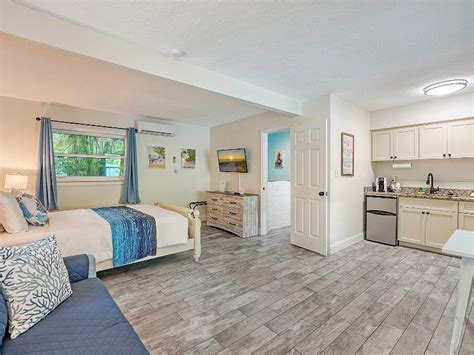 Sarasota Fl Hotel Rooms Siesta Key Palms Hotel Sarasota Florida