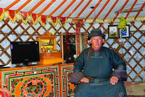 Уяач Р Төрмөнх Буурал азарга минь олон жил намайг баярлуулсан