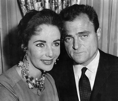 Elizabeth Taylor Never Opened 3rd Husbands Coffin That Was Dug Up In