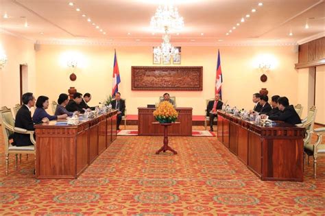 សម្តេចប្រធានព្រឹទ្ធសភា ទទួលជួបឯកអគ្គរាជទូតកម្ពុជា ទើបតែងតាំងថ្មី ក្រសួងព័ត៌មាន