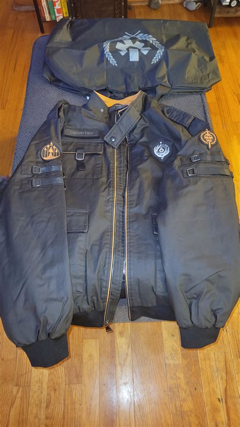My Raid Jacket Finally Showed Up Rdestiny2
