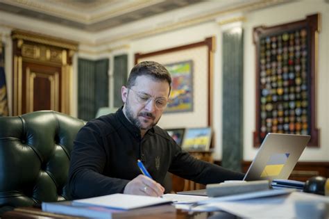 Володимир Зеленський провів телефонну розмову з Метте Фредеріксен — Офіційне інтернет