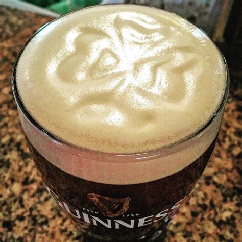 Fantastic Guinness Foam Art Irish Drink Speciality Guinness Clover