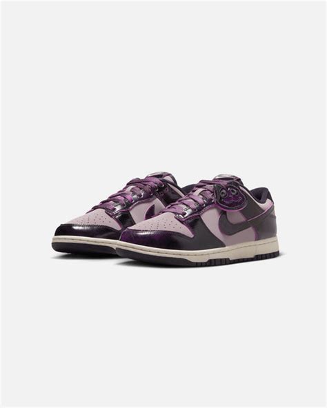 Nike Womens Dunk Low Panda Universe Pack Lt Violet Ore Lt Magenta S Culture Kings