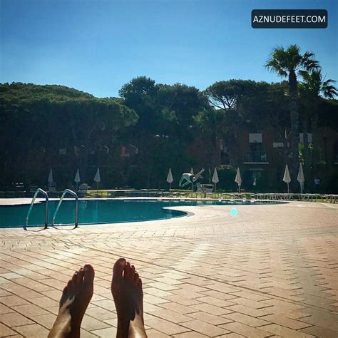 Anouk Van Schie Feet Aznudefeet