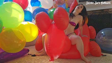 Inflatable Humping And O Jj Balloon Inflatables Clips4sale