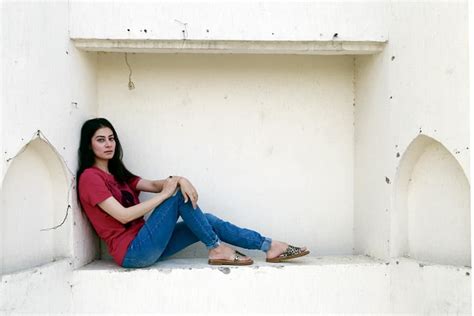 Memoona Qudooss Feet