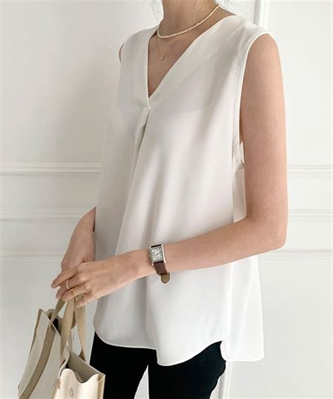 V넥 핀턱 민소매 나시 롱 블라우스 빅사이즈 오피스룩 하객룩 단정한 에이블리