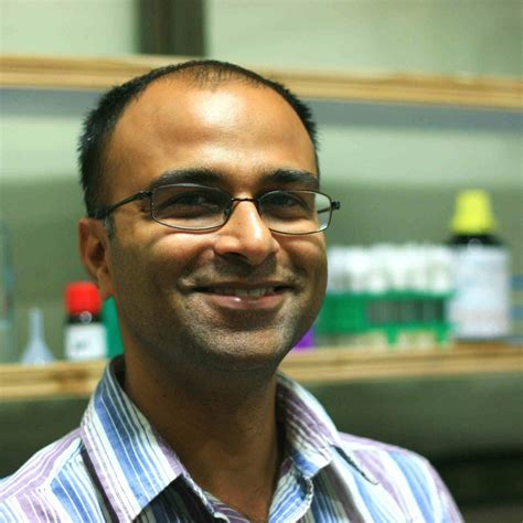 People Dr Manish Jaiswal