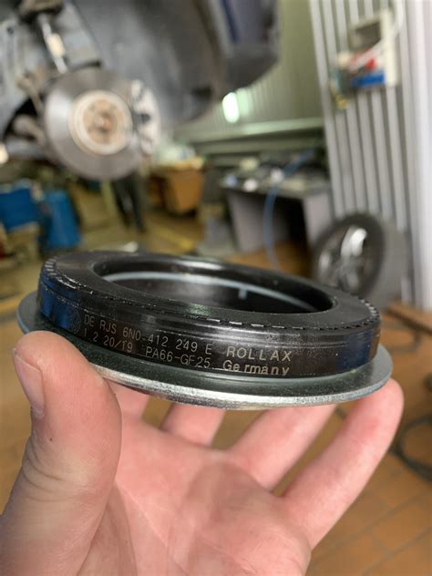 Замена опорных подшипников (6N0412249E ROLLAX) — Volkswagen Tiguan (1G ...