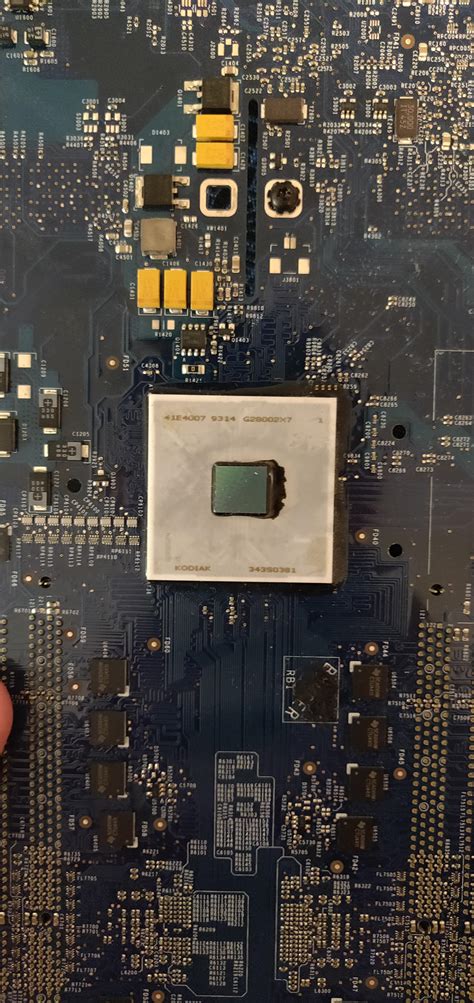 I Ve Never A Computer Chip Like This What Does This Chip Do It S Located Some What Close To