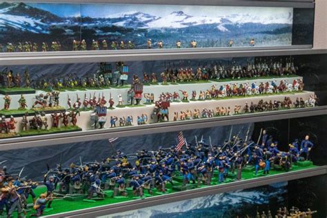 Military Wargamer Series 3000 Display Case Showcase Express