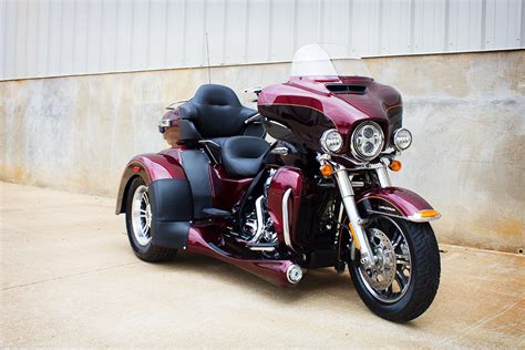 Trax Running Boards For Tri Glide Hoppe Industries